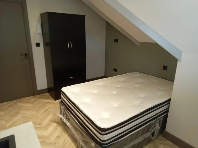 Room at Green Lane, Borough of Spelthorne
