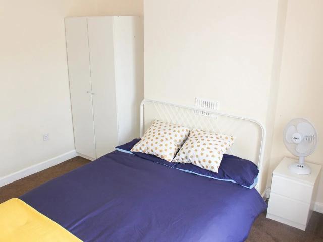Room at Green Lane, Birmingham