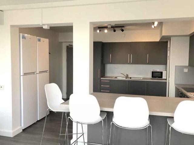 Room at Green Lanes, Greater London