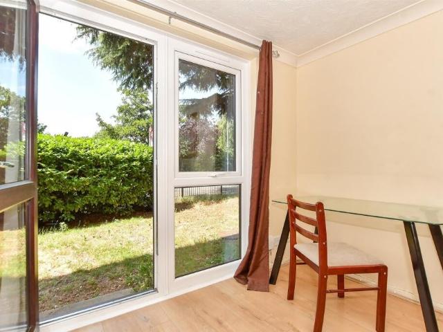 Room at Green Pond Road, Greater London