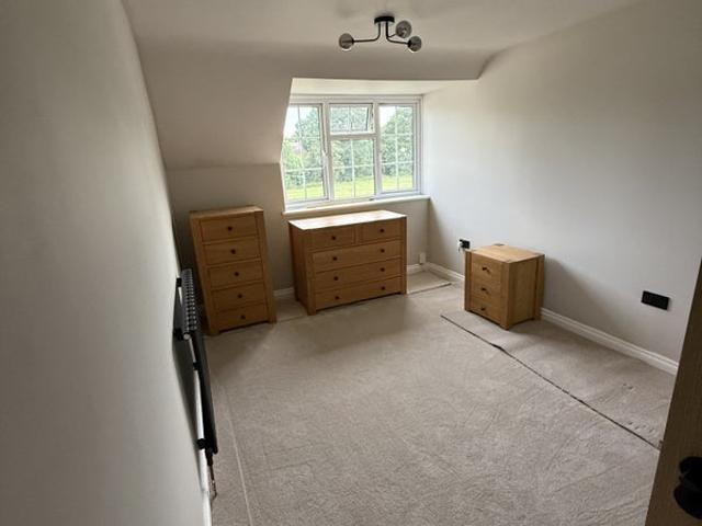 Room at Green Way, Billericay