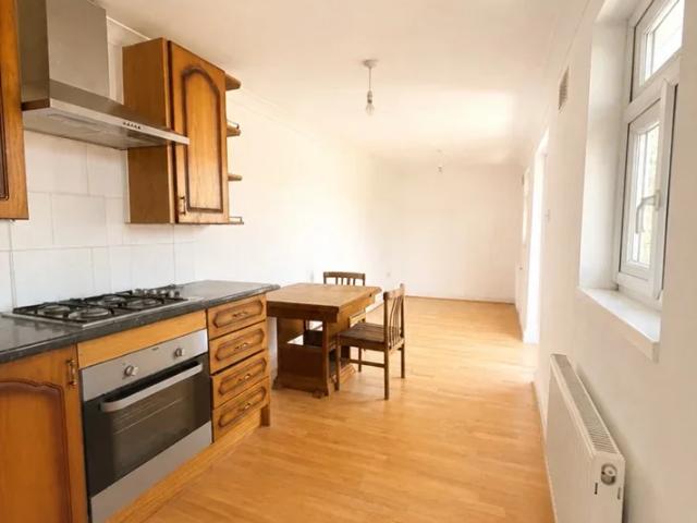 Room at Greencroft Road, Greater London