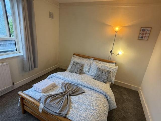 Room at Greengate Street, Greater London