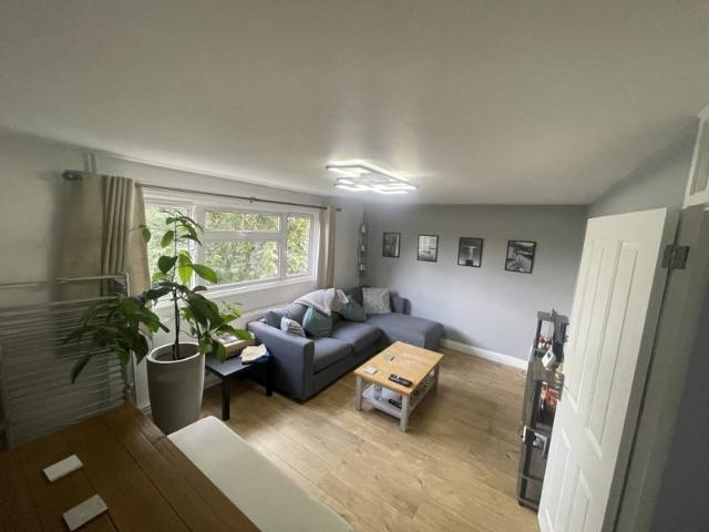 Room at Greenfields, Maidenhead