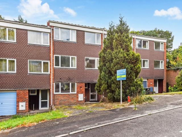 Room at Greenhill Close, Winchester