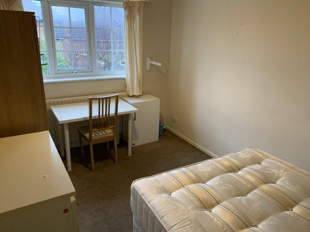 Room at Greenhill Road, Birmingham