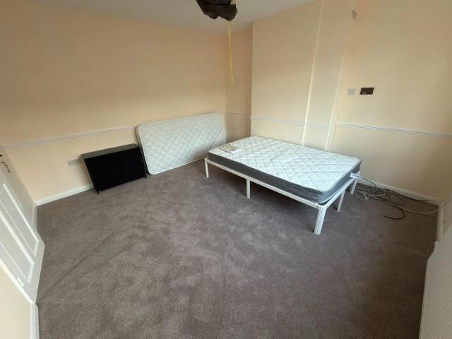 Room at Greenway, Greater London
