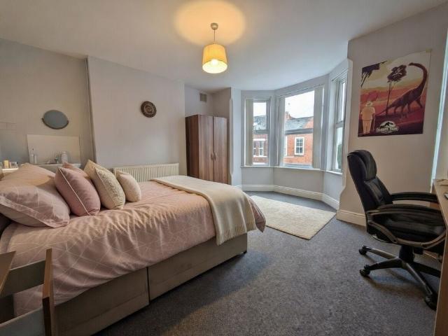Room at Gregory Avenue, Nottingham