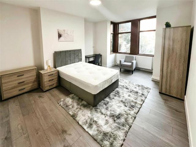 Room at Gregory Street, Erewash