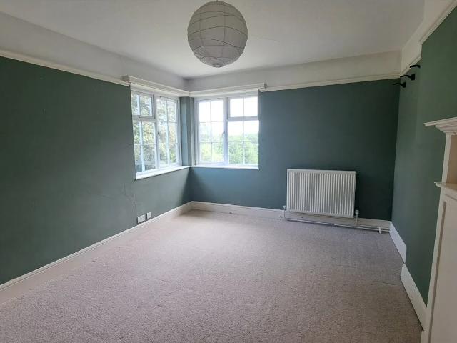 Room at Grimms Hill, Great Missenden