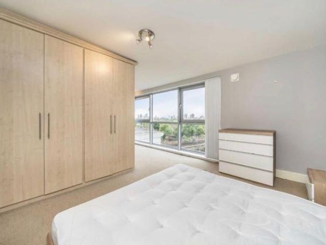 Room at Grosvenor Terrace, Greater London