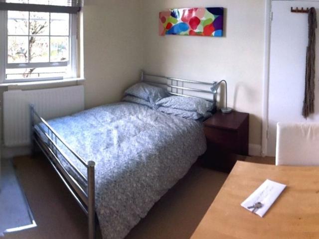 Room at Grosvenor Terrace, Greater London