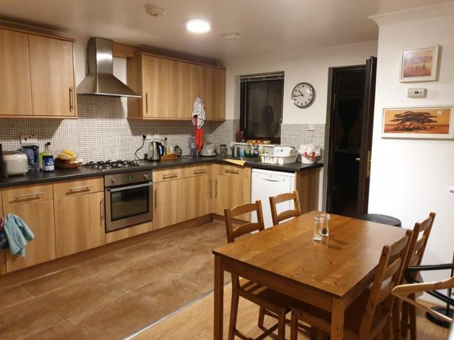 Room at Grosvenor Wharf Road, Greater London