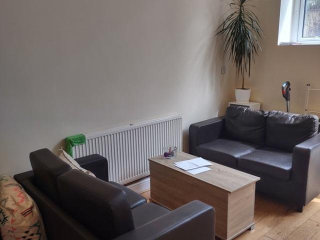 Room at Grosvenor Park Road, Greater London