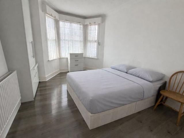 Room at Grosvenor Road, Greater London