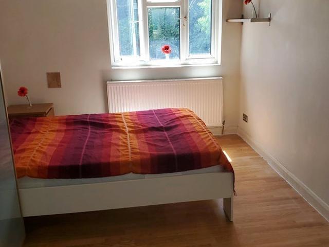 Room at Grove Park Road, Greater London
