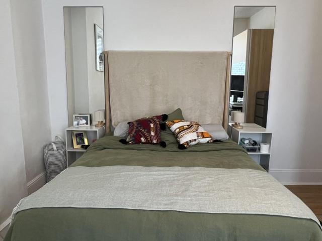 Room at Grove Park Road, Greater London