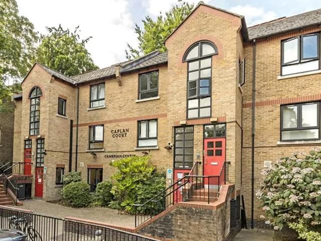 Room at Grove Road, Greater London