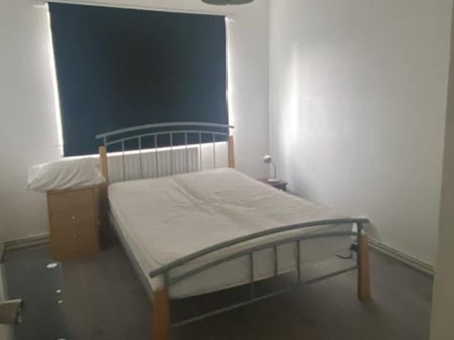 Room at Grove Street, Greater London