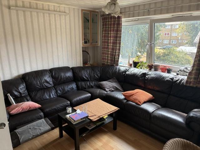 Room at Grove Street, Greater London
