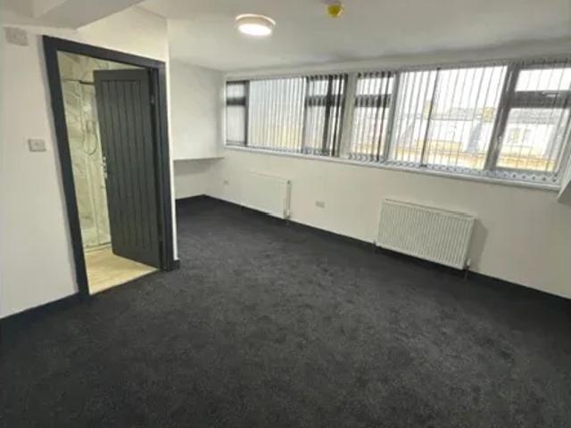Room at Grove Terrace, Bradford