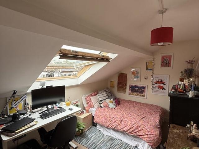 Room at Hubert Grove, Greater London