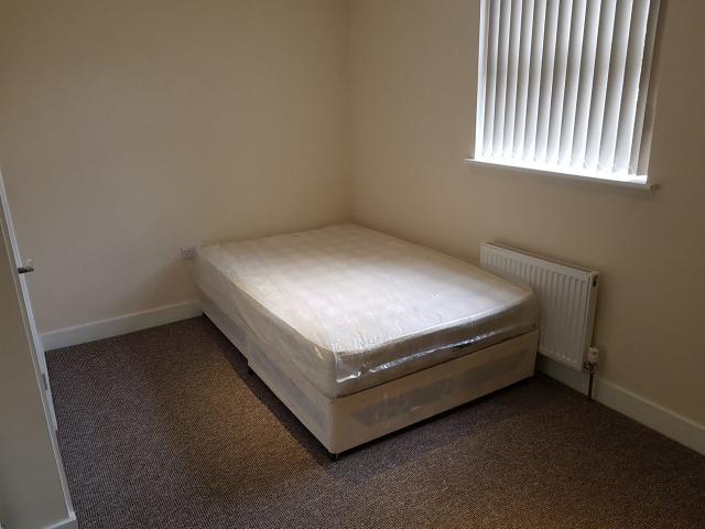 Room at Hubert Road, Birmingham
