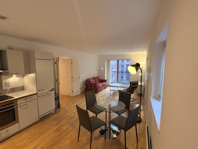 Room at Hulme Street, Manchester