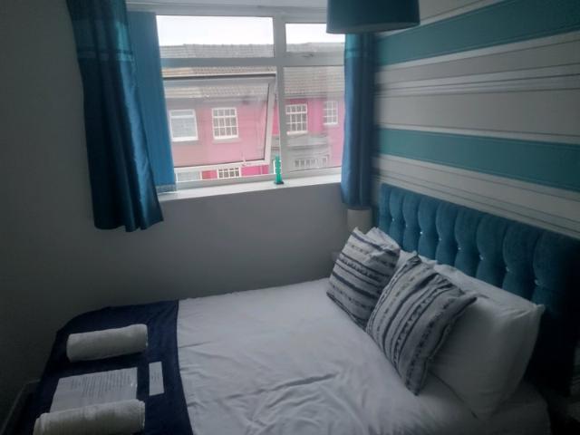 Room at Hull Road, Blackpool