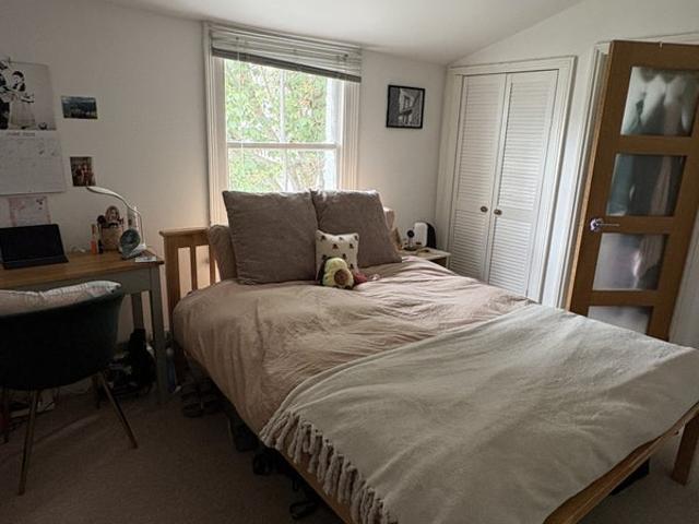 Room at Humbolt Road, Greater London