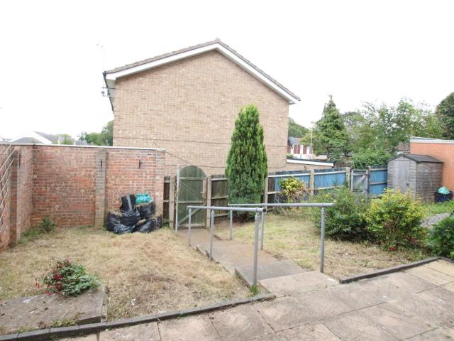 Room at Hunsbarrow Road, Northampton