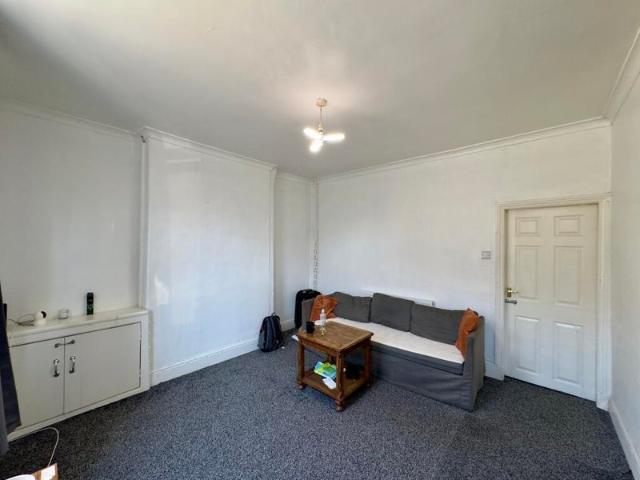 Room at Hunslet Street, Burnley