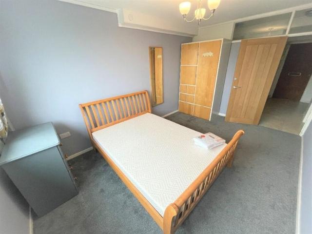 Room at Huntly Road, Birmingham