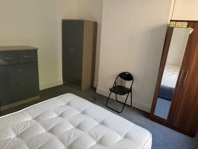 Room at Hunton Hill, Birmingham