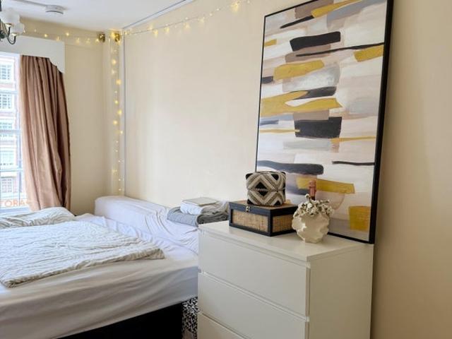 Room at Huntsworth Mews North, City of Westminster