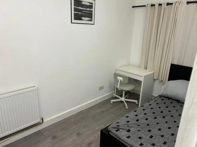 Room at Hyde Crescent, Greater London