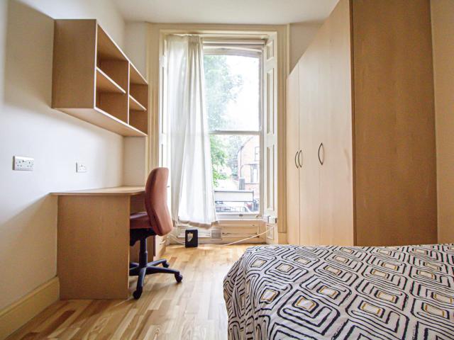 Room at Hyde Terrace, Leeds