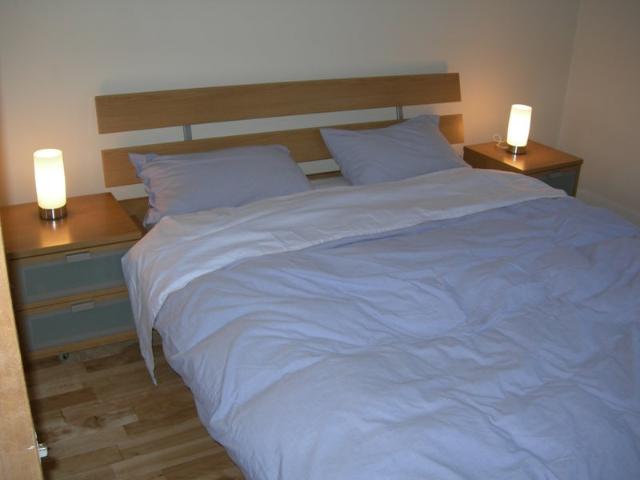 Room at Hyndland Road, Glasgow