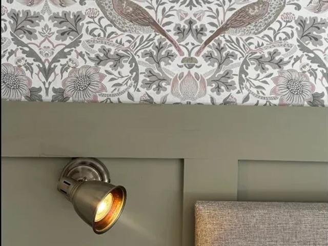 Room at Hythe Road, Swindon