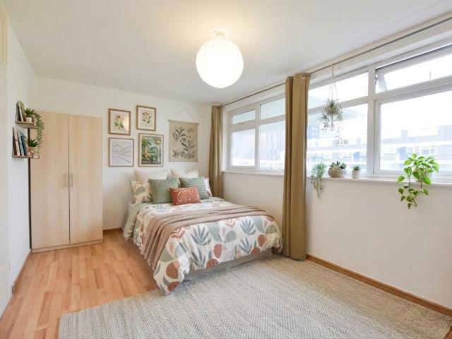 Room at Haberdasher Street, Greater London