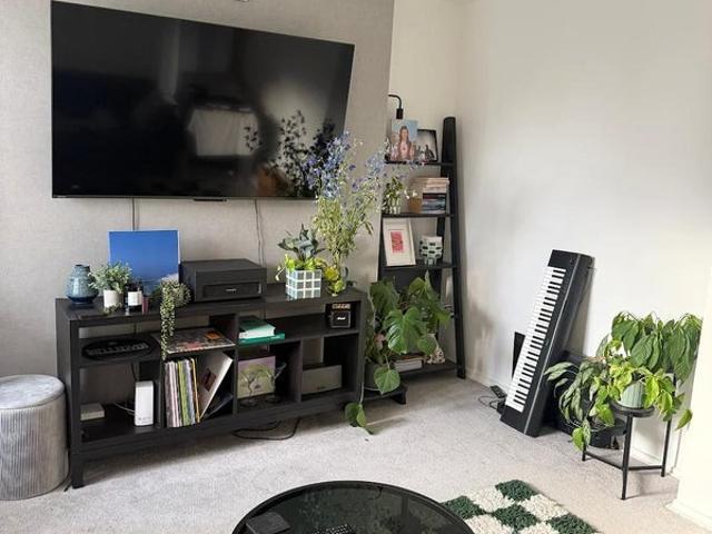 Room at Haggerston Road, Greater London