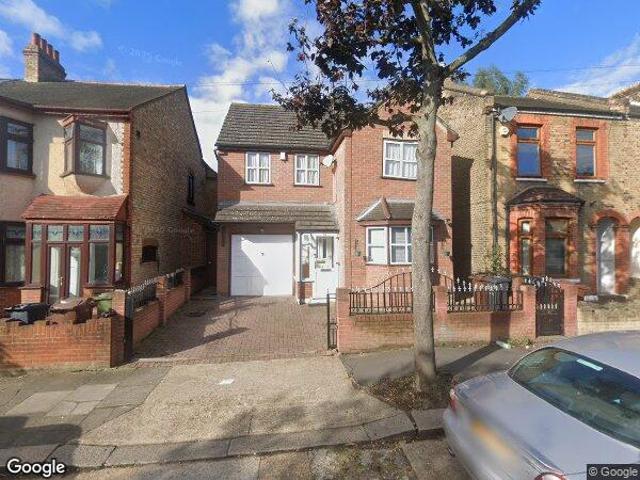 Room at Hainault Road, Greater London