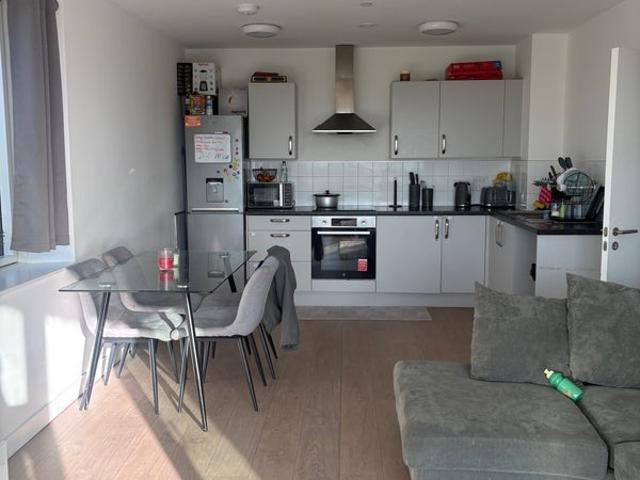 Room at Hale Wharf, Greater London