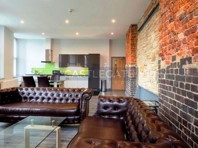 Room at Half Moon Street, Kirklees