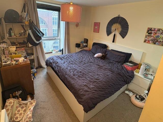 Room at Hall Street, Birmingham