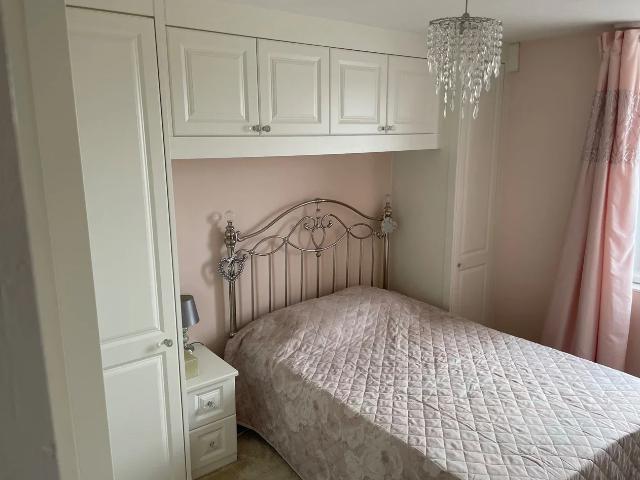 Room at Hall Place, City of Westminster