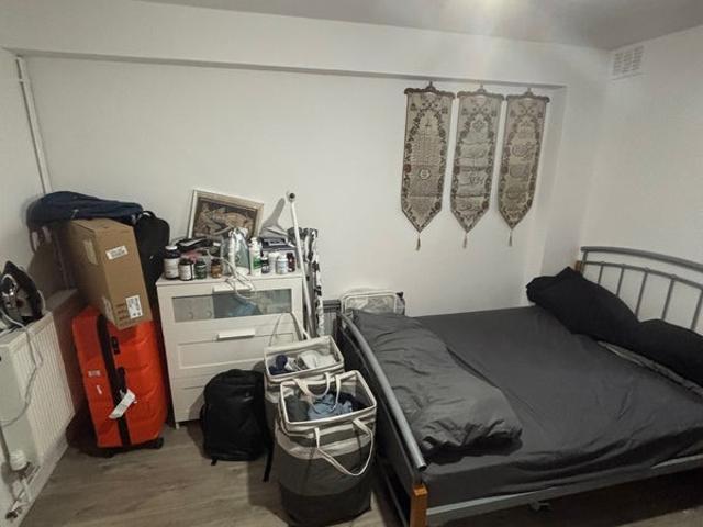 Room at Hall Place, City of Westminster
