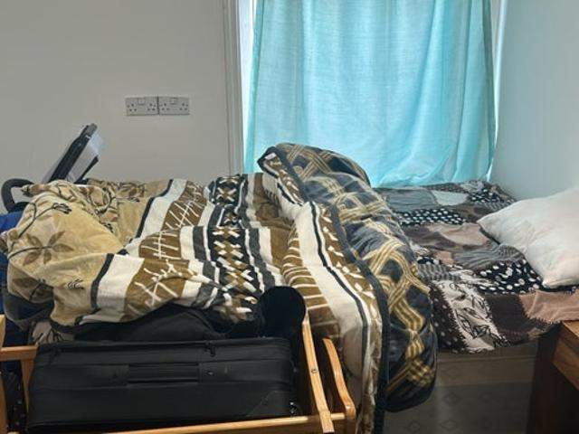 Room at Halliwell Road, Bolton