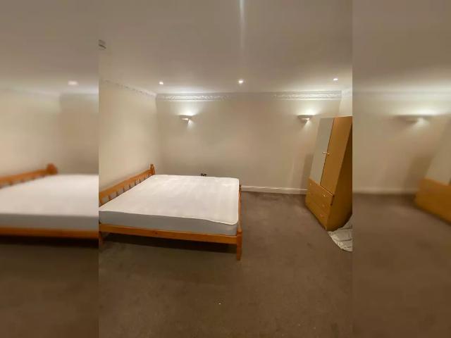 Room at Halstow Road, Greater London