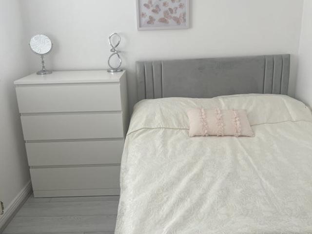 Room at Hamar Way, Metropolitan Borough of Solihull